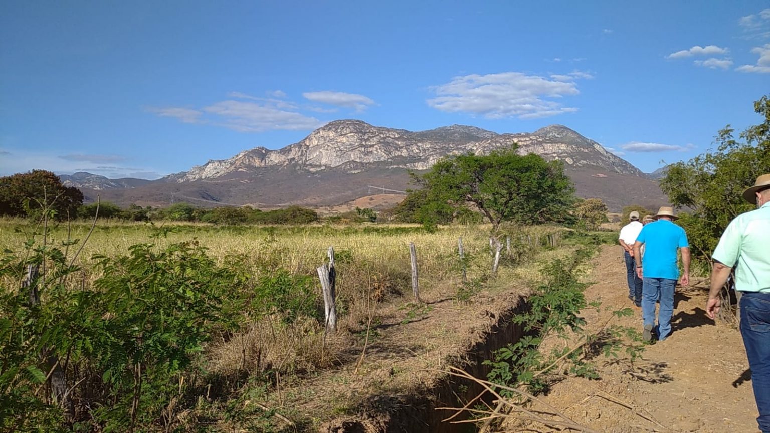 DIA DE CAMPO EM FAZENDA MODELO DE MONTE AZUL – Prefeitura Municipal de ...
